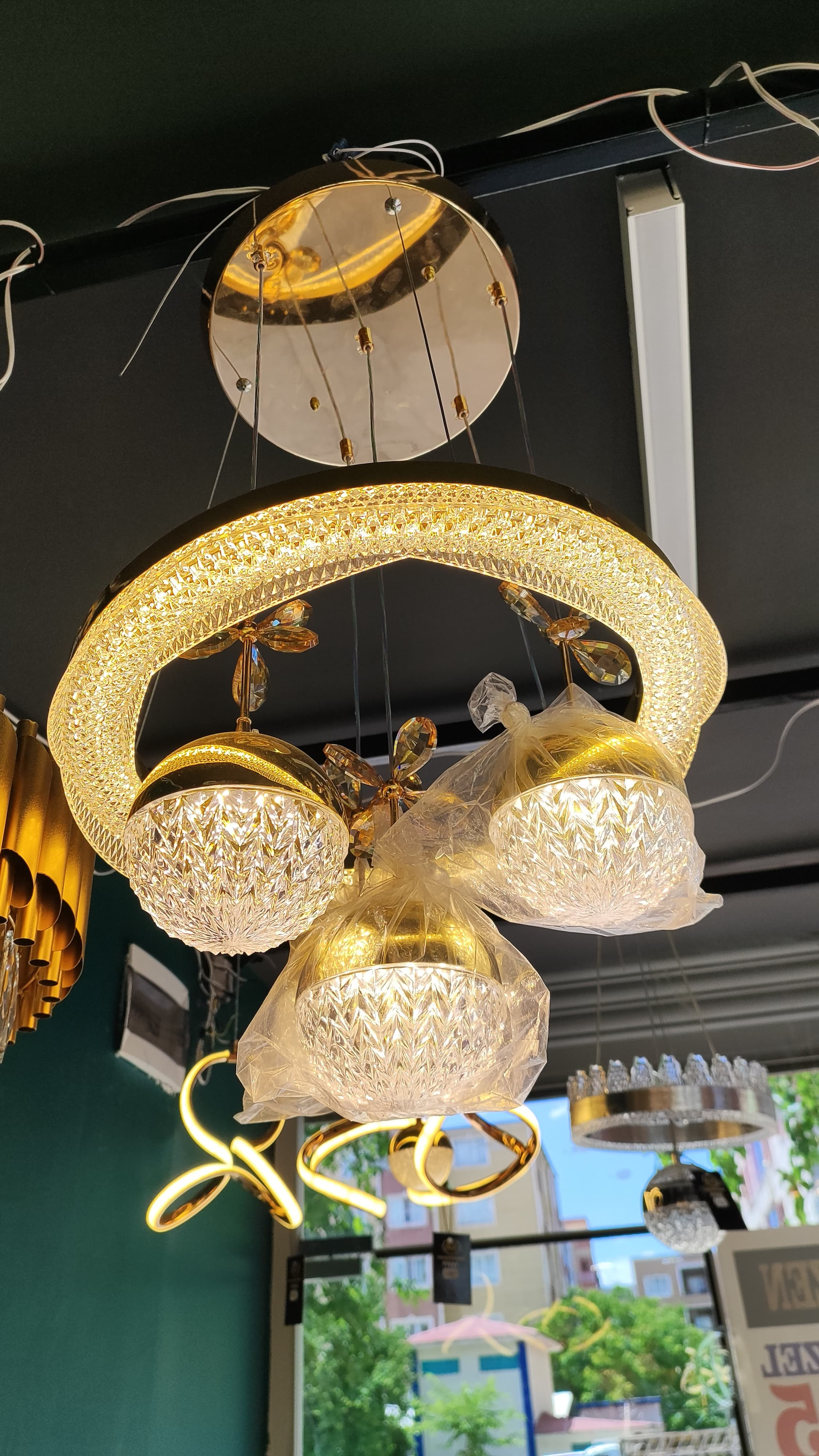 AVI-ZEN Avize - Batmanda.com